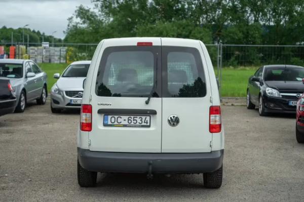 Balts Volkswagen Caddy 2008 Liepāja, ar dzinēja tilpumu 1.90 L un nobraukumu 273 tūkst. km par 2800 €, foto 3 vietnē AUTOMOTO.COM.LV
