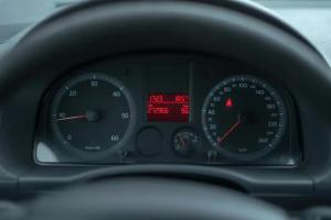 White Volkswagen Caddy 2008 in Liepaja, with an engine capacity of 1.90 L and mileage of 273 thousand km for 2800 €, photo 12 on AUTOMOTO.COM.LV