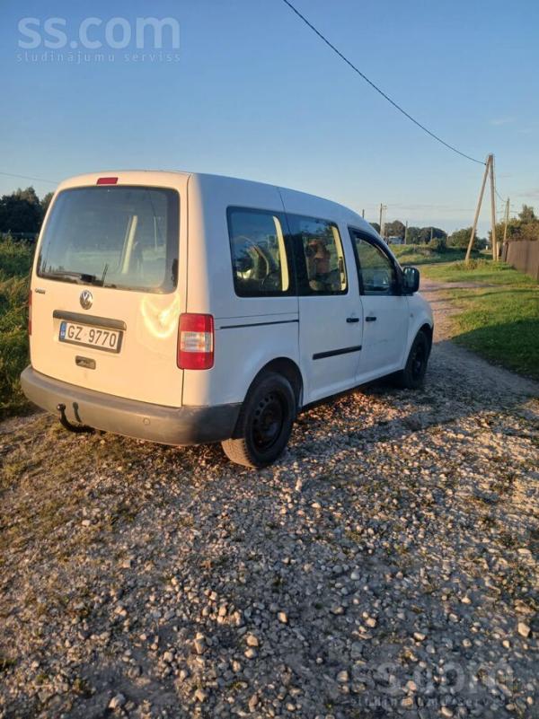 Balts Volkswagen Caddy 2008 Rīga, ar dzinēja tilpumu 1.90 L un nobraukumu 347 tūkst. km par 1550 €, foto 4 vietnē AUTOMOTO.COM.LV