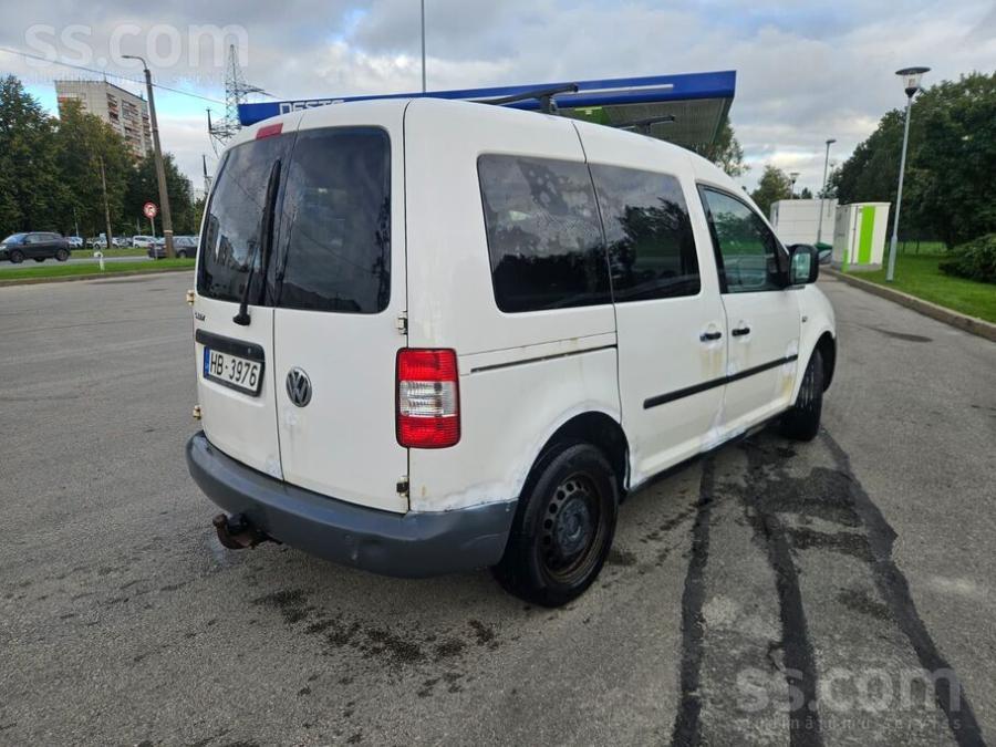 Balts Volkswagen Caddy 2008 Rīga, ar dzinēja tilpumu 1.90 L un nobraukumu 429 tūkst. km par 1750 €, foto 3 vietnē AUTOMOTO.COM.LV