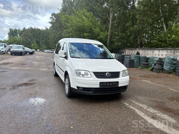 White Volkswagen Caddy 2009 in Riga, with an engine capacity of 1.60 L and mileage of 0 thousand km for 4700 €, photo 1 on AUTOMOTO.COM.LV