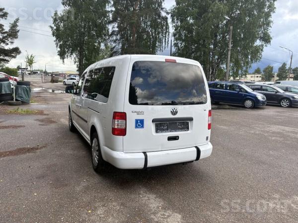 White Volkswagen Caddy 2009 in Riga, with an engine capacity of 1.60 L and mileage of 0 thousand km for 4700 €, photo 8 on AUTOMOTO.COM.LV