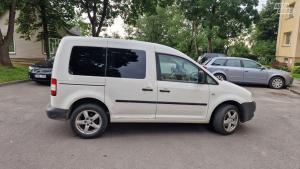 White Volkswagen Caddy 2009 in Vilnius, with an engine capacity of 1.90 L and mileage of 320 thousand km for 3700 €, photo 9 on AUTOMOTO.COM.LV