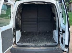 White Volkswagen Caddy 2009 in Daugavpils, with an engine capacity of 1.90 L and mileage of 363 thousand km for 2700 €, photo 7 on AUTOMOTO.COM.LV