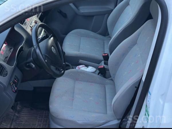 Balts Volkswagen Caddy 2009 Daugavpils, ar dzinēja tilpumu 1.90 L un nobraukumu 363 tūkst. km par 2700 €, foto 7 vietnē AUTOMOTO.COM.LV