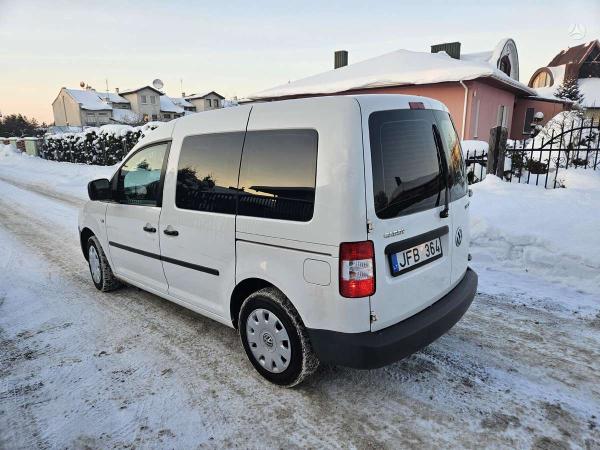 Balts Volkswagen Caddy 2010 Viļņa, ar dzinēja tilpumu 1.90 L un nobraukumu 399 tūkst. km par 2750 €, foto 6 vietnē AUTOMOTO.COM.LV