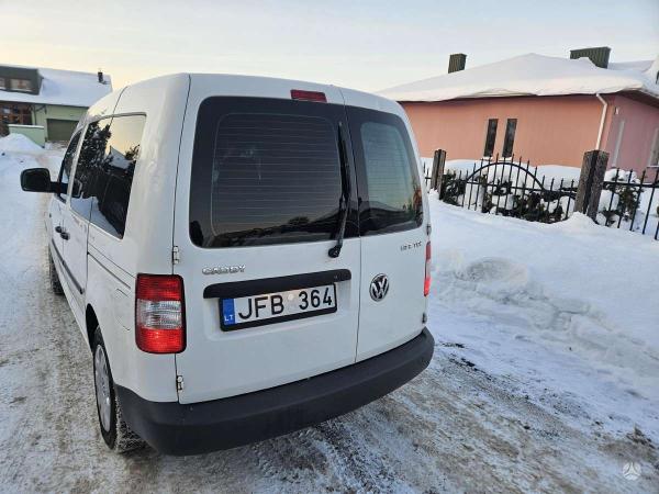 Balts Volkswagen Caddy 2010 Viļņa, ar dzinēja tilpumu 1.90 L un nobraukumu 399 tūkst. km par 2750 €, foto 7 vietnē AUTOMOTO.COM.LV