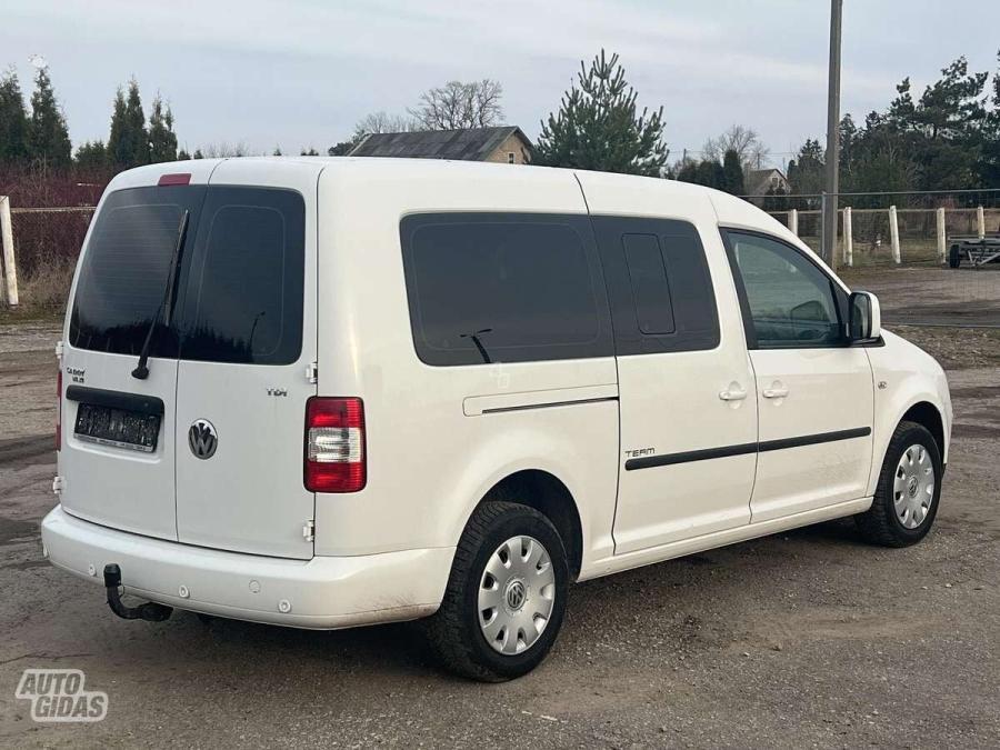 White Volkswagen Caddy 2010 in Kedainiai, with an engine capacity of 1.90 L and mileage of 261 thousand km for 5299 €, photo 4 on AUTOMOTO.COM.LV