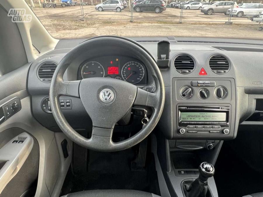 White Volkswagen Caddy 2010 in Kedainiai, with an engine capacity of 1.90 L and mileage of 261 thousand km for 5299 €, photo 15 on AUTOMOTO.COM.LV