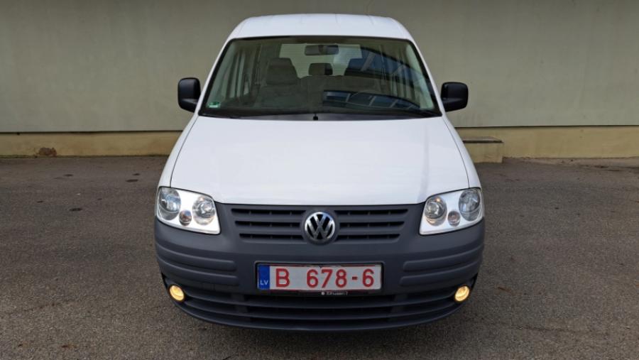 Balts Volkswagen Caddy 2010 Rīga, ar dzinēja tilpumu 2.00 L un nobraukumu 142 tūkst. km par 5350 €, foto 4 vietnē AUTOMOTO.COM.LV