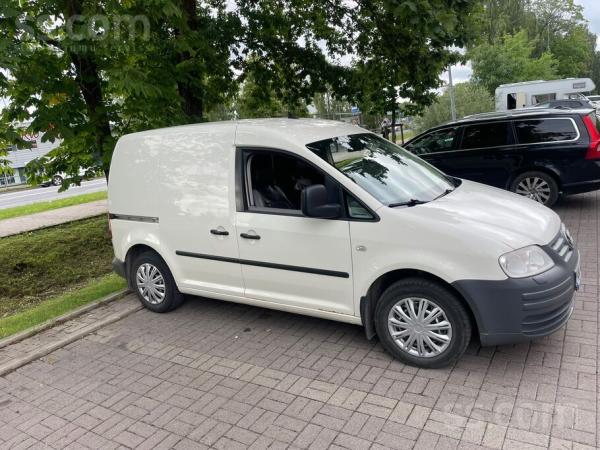 Белый Фольксваген Кадди 2010 в Юрмала, объемом двигателя 1.90 л и пробегом 323 тыс. км за 3500 €, фото 3 на AUTOMOTO.COM.LV