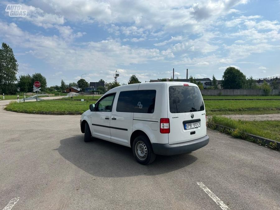 Balts Volkswagen Caddy 2010 Šauļi, ar dzinēja tilpumu 1.90 L un nobraukumu 305 tūkst. km par 4200 €, foto 1 vietnē AUTOMOTO.COM.LV