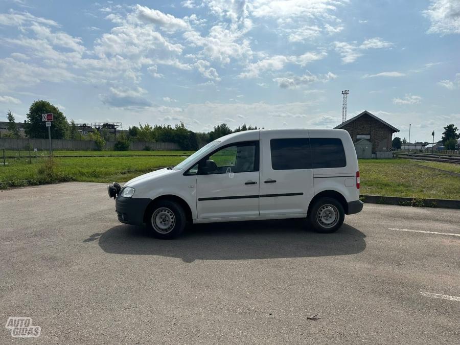 Balts Volkswagen Caddy 2010 Šauļi, ar dzinēja tilpumu 1.90 L un nobraukumu 305 tūkst. km par 4200 €, foto 4 vietnē AUTOMOTO.COM.LV