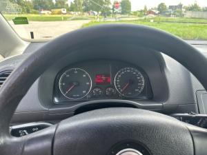 Balts Volkswagen Caddy 2010 Šauļi, ar dzinēja tilpumu 1.90 L un nobraukumu 305 tūkst. km par 4200 €, foto 15 vietnē AUTOMOTO.COM.LV