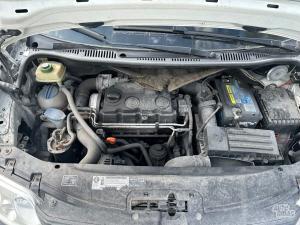 Balts Volkswagen Caddy 2010 Šauļi, ar dzinēja tilpumu 1.90 L un nobraukumu 305 tūkst. km par 4200 €, foto 17 vietnē AUTOMOTO.COM.LV