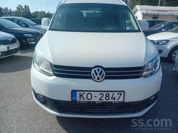 White Volkswagen Caddy 2010 in Riga, with an engine capacity of 1.60 L and mileage of 289 thousand km for 5700 €, photo 2 on AUTOMOTO.COM.LV