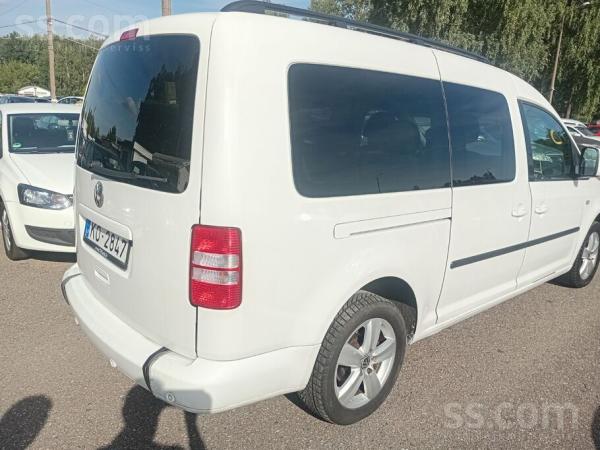 White Volkswagen Caddy 2010 in Riga, with an engine capacity of 1.60 L and mileage of 289 thousand km for 5700 €, photo 3 on AUTOMOTO.COM.LV