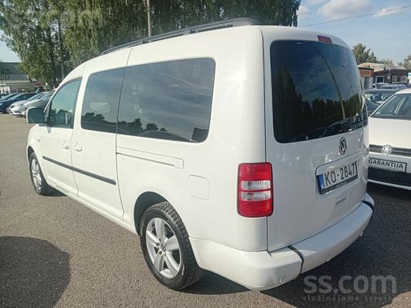 White Volkswagen Caddy 2010 in Riga, with an engine capacity of 1.60 L and mileage of 289 thousand km for 5700 €, photo 5 on AUTOMOTO.COM.LV