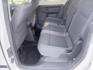 White Volkswagen Caddy 2010 in Riga, with an engine capacity of 1.60 L and mileage of 289 thousand km for 5700 €, photo 10 on AUTOMOTO.COM.LV