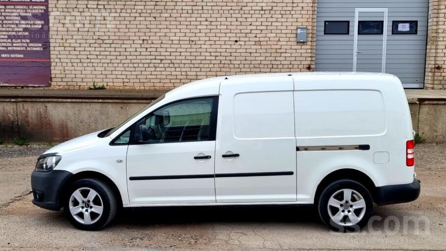 White Volkswagen Caddy 2011 in Cesis, with an engine capacity of 1.60 L and mileage of 386 thousand km for 3800 €, photo 10 on AUTOMOTO.COM.LV