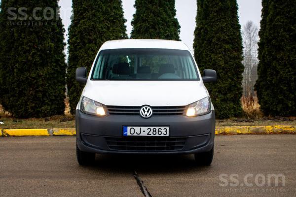 White Volkswagen Caddy 2011 in Jelgava, with an engine capacity of 1.20 L and mileage of 284 thousand km for 4500 €, photo 2 on AUTOMOTO.COM.LV