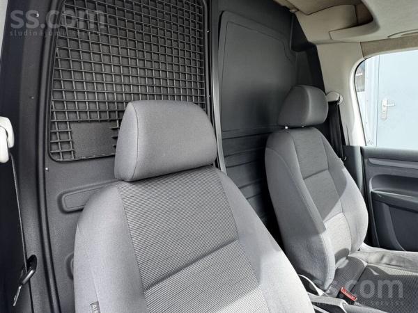 White Volkswagen Caddy 2011 in Daugavpils, with an engine capacity of 1.60 L and mileage of 0 thousand km for 4500 €, photo 10 on AUTOMOTO.COM.LV