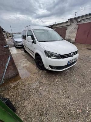 White Volkswagen Caddy 2011 in Kaunas, with an engine capacity of 1.60 L and mileage of 470 thousand km for 3500 €, photo  on AUTOMOTO.COM.LV
