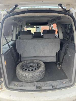 White Volkswagen Caddy 2011 in Kaunas, with an engine capacity of 1.60 L and mileage of 470 thousand km for 3500 €, photo 12 on AUTOMOTO.COM.LV