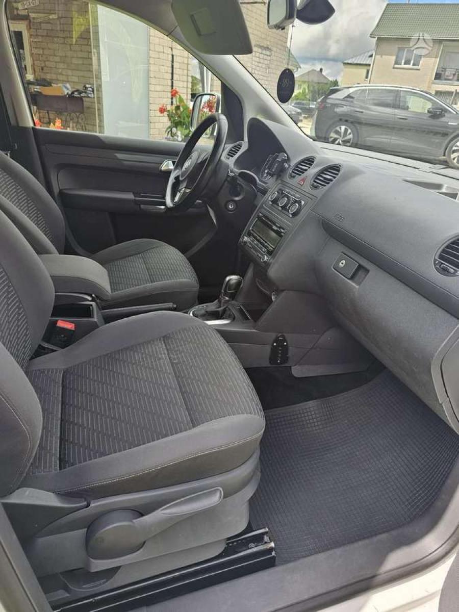 Balts Volkswagen Caddy 2011 Kauņa, ar dzinēja tilpumu 1.60 L un nobraukumu 372 tūkst. km par 5299 €, foto 15 vietnē AUTOMOTO.COM.LV