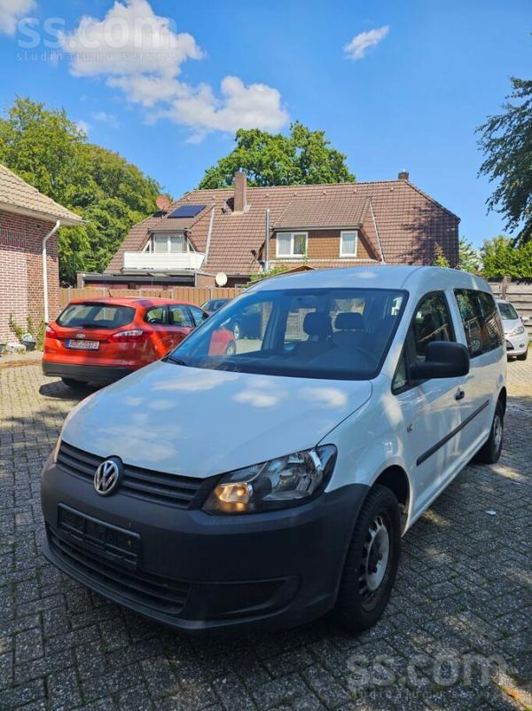 Balts Volkswagen Caddy 2011 Liepāja, ar dzinēja tilpumu 2.00 L un nobraukumu 256 tūkst. km par 6454 €, foto 2 vietnē AUTOMOTO.COM.LV