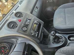 Balts Volkswagen Caddy 2011 Liepāja, ar dzinēja tilpumu 2.00 L un nobraukumu 256 tūkst. km par 6454 €, foto 4 vietnē AUTOMOTO.COM.LV