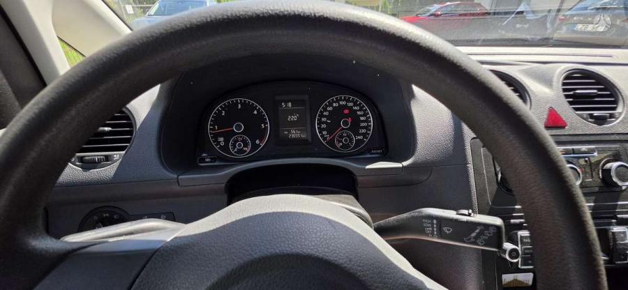 Balts Volkswagen Caddy 2011 Viļņa, ar dzinēja tilpumu 1.60 L un nobraukumu 235 tūkst. km par 4999 €, foto 11 vietnē AUTOMOTO.COM.LV