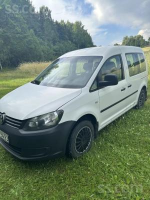 White Volkswagen Caddy 2011 in Aizkraukle, with an engine capacity of 1.20 L and mileage of 270 thousand km for 3300 €, photo 4 on AUTOMOTO.COM.LV