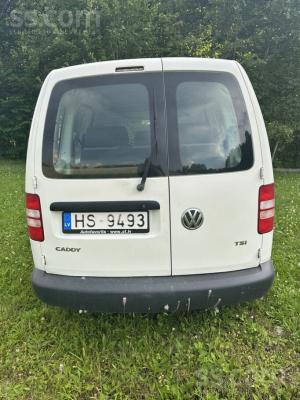 White Volkswagen Caddy 2011 in Aizkraukle, with an engine capacity of 1.20 L and mileage of 270 thousand km for 3300 €, photo 5 on AUTOMOTO.COM.LV