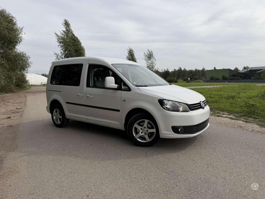 Balts Volkswagen Caddy 2011 Kauņa, ar dzinēja tilpumu 0.00 L un nobraukumu 209 tūkst. km par 3950 €, foto 4 vietnē AUTOMOTO.COM.LV