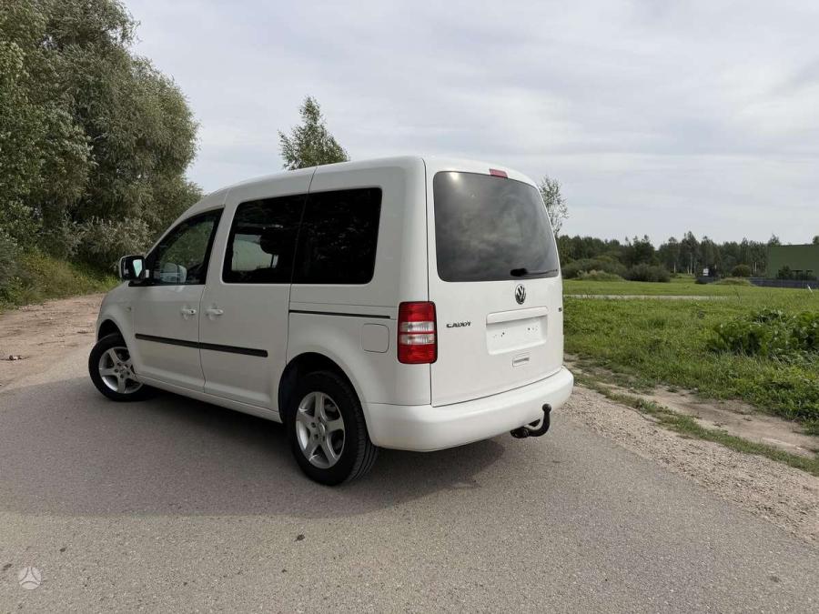 Balts Volkswagen Caddy 2011 Kauņa, ar dzinēja tilpumu 0.00 L un nobraukumu 209 tūkst. km par 3950 €, foto 5 vietnē AUTOMOTO.COM.LV