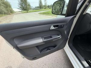 Balts Volkswagen Caddy 2011 Kauņa, ar dzinēja tilpumu 0.00 L un nobraukumu 209 tūkst. km par 3950 €, foto 21 vietnē AUTOMOTO.COM.LV