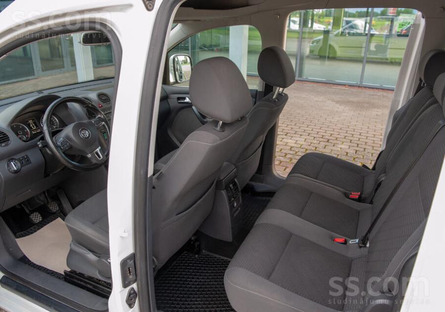 White Volkswagen Caddy 2011 in Cesis, with an engine capacity of 2.00 L and mileage of 305 thousand km for 6500 €, photo 19 on AUTOMOTO.COM.LV