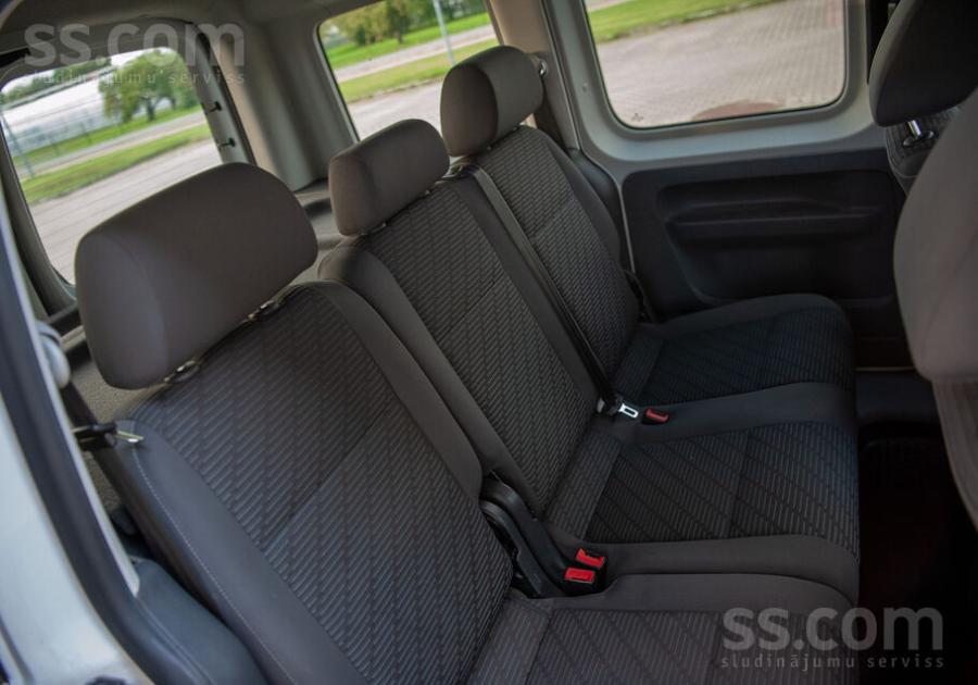 White Volkswagen Caddy 2011 in Cesis, with an engine capacity of 2.00 L and mileage of 305 thousand km for 6500 €, photo 27 on AUTOMOTO.COM.LV