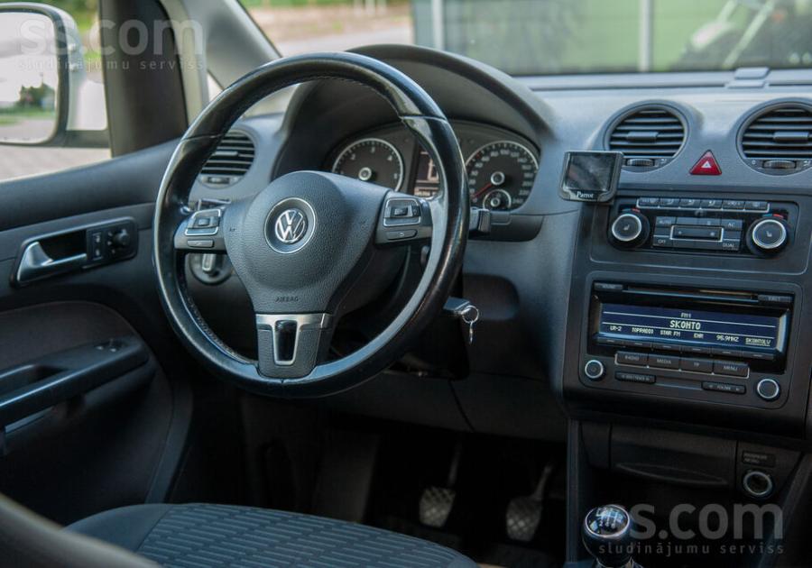 White Volkswagen Caddy 2011 in Cesis, with an engine capacity of 2.00 L and mileage of 305 thousand km for 6500 €, photo 29 on AUTOMOTO.COM.LV