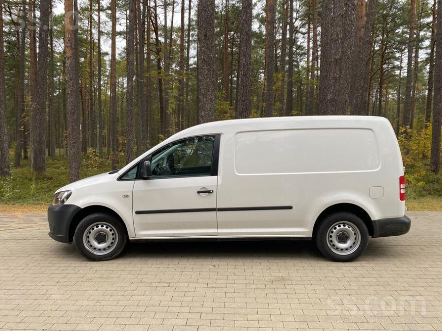 White Volkswagen Caddy 2011 in Riga, with an engine capacity of 1.60 L and mileage of 383 thousand km for 3950 €, photo 6 on AUTOMOTO.COM.LV