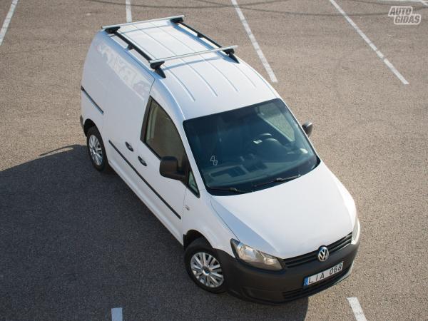 Volkswagen Caddy 2011 in Vilnius on AUTOMOTO.COM.LV White Volkswagen Caddy 2011 in Vilnius, with an engine capacity of 1.60 L and mileage of 288 thousand km for 3800 €, photo 3 on AUTOMOTO.COM.LV