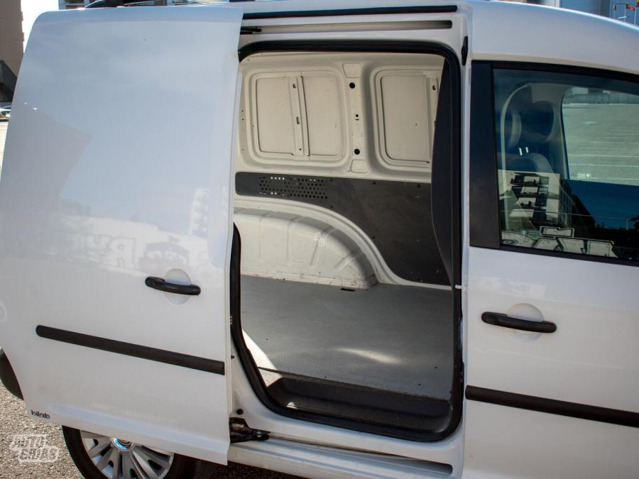 Balts Volkswagen Caddy 2011 Viļņa, ar dzinēja tilpumu 1.60 L un nobraukumu 288 tūkst. km par 3800 €, foto 12 vietnē AUTOMOTO.COM.LV