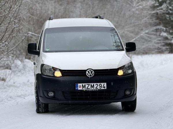 White Volkswagen Caddy 2012 in Utena, with an engine capacity of 2.00 L and mileage of 161 thousand km for 9500 €, photo 5 on AUTOMOTO.COM.LV