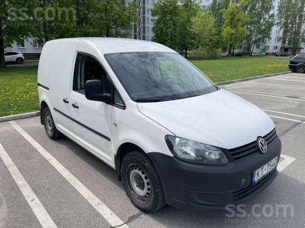 White Volkswagen Caddy 2012 in Riga, with an engine capacity of 1.60 L and mileage of 346 thousand km for 3990 €, photo 3 on AUTOMOTO.COM.LV