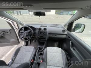 Balts Volkswagen Caddy 2012 Rīga, ar dzinēja tilpumu 1.60 L un nobraukumu 346 tūkst. km par 3990 €, foto 12 vietnē AUTOMOTO.COM.LV