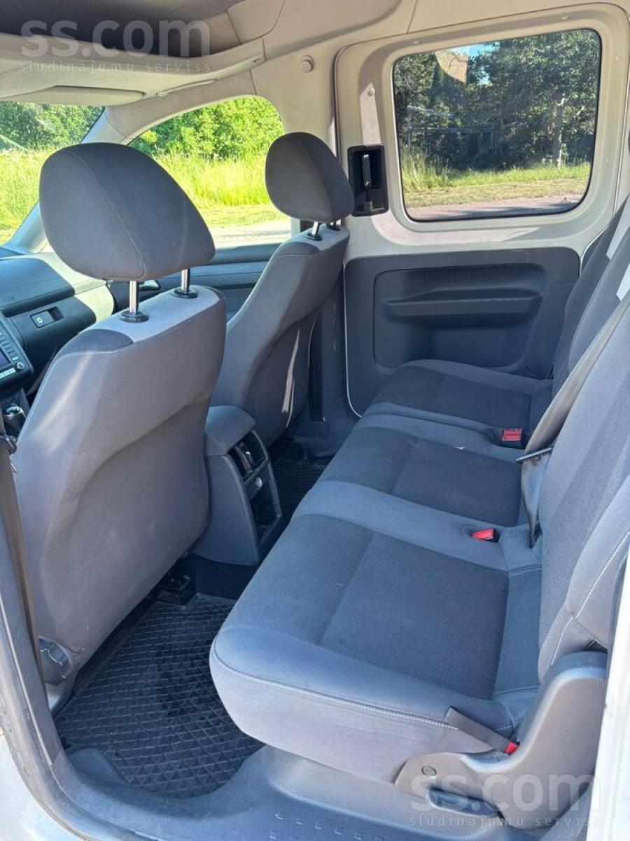 Balts Volkswagen Caddy 2012 Ventspils, ar dzinēja tilpumu 1.60 L un nobraukumu 393 tūkst. km par 4650 €, foto 8 vietnē AUTOMOTO.COM.LV