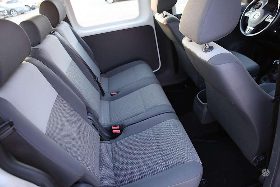 Balts Volkswagen Caddy 2012 Tukums, ar dzinēja tilpumu 0.00 L un nobraukumu 189 tūkst. km par 6990 €, foto 11 vietnē AUTOMOTO.COM.LV