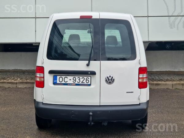Balts Volkswagen Caddy 2013 Rīga, ar dzinēja tilpumu 2.00 L un nobraukumu 108 tūkst. km par 6750 €, foto 7 vietnē AUTOMOTO.COM.LV