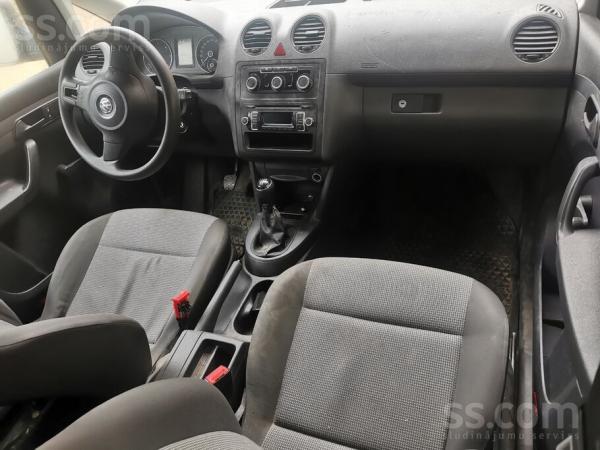 Balts Volkswagen Caddy 2013 Jēkabpils, ar dzinēja tilpumu 1.60 L un nobraukumu 542 tūkst. km par 2500 €, foto 6 vietnē AUTOMOTO.COM.LV